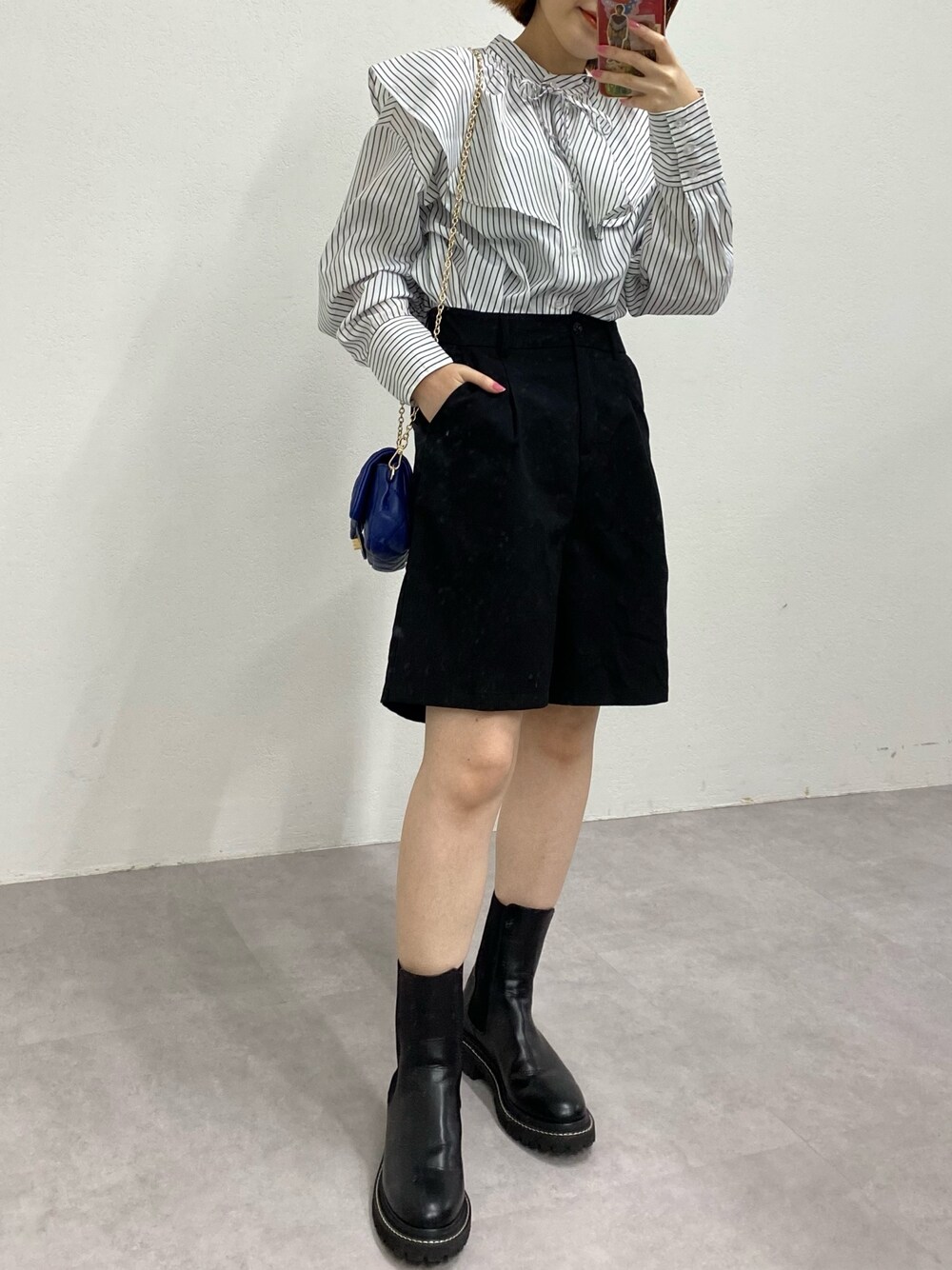 MIKI(un dix cors東武池袋)｜un dix corsのシャツ/ブラウスを使ったコーディネート - WEAR