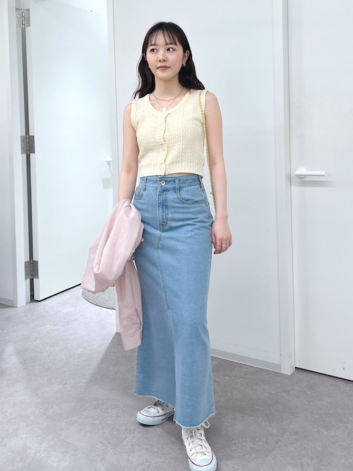 RINA(FREE'S MART HEAD OFFICE)｜FREE'S MARTのベストを使ったコーディネート - WEAR