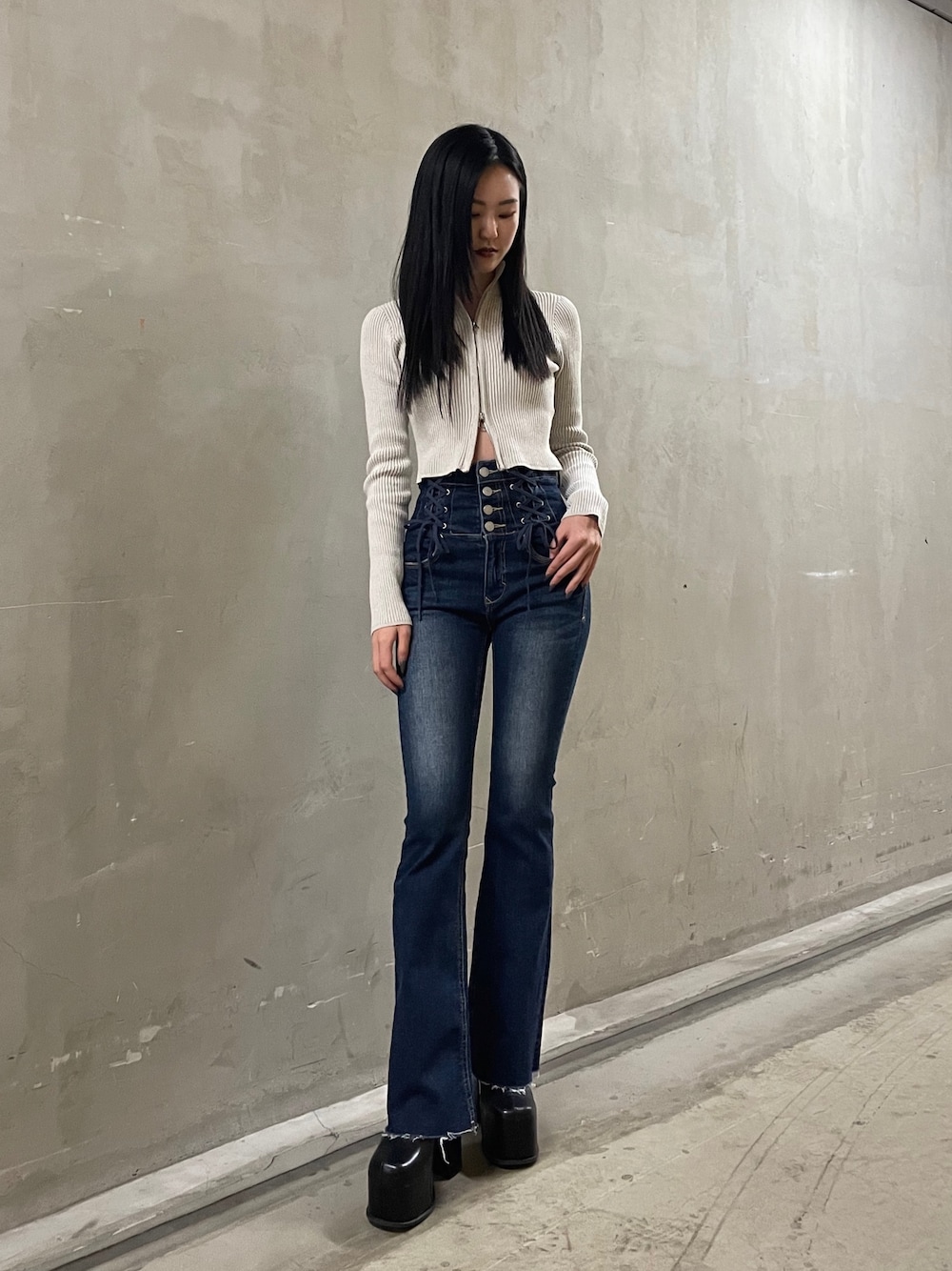 中島遥夏(EMODA)｜EMODAのデニムパンツを使ったコーディネート - WEAR