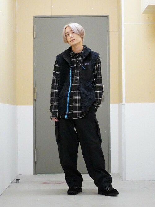 ARKnets STAFF（ARKnets）｜GOLDのシャツ/ブラウスを使ったコーディネート - WEAR