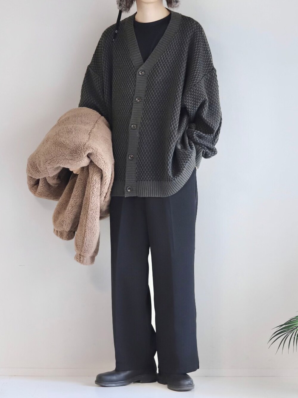 Mr.SZK｜WONDER WONDERのスラックスを使ったコーディネート - WEAR