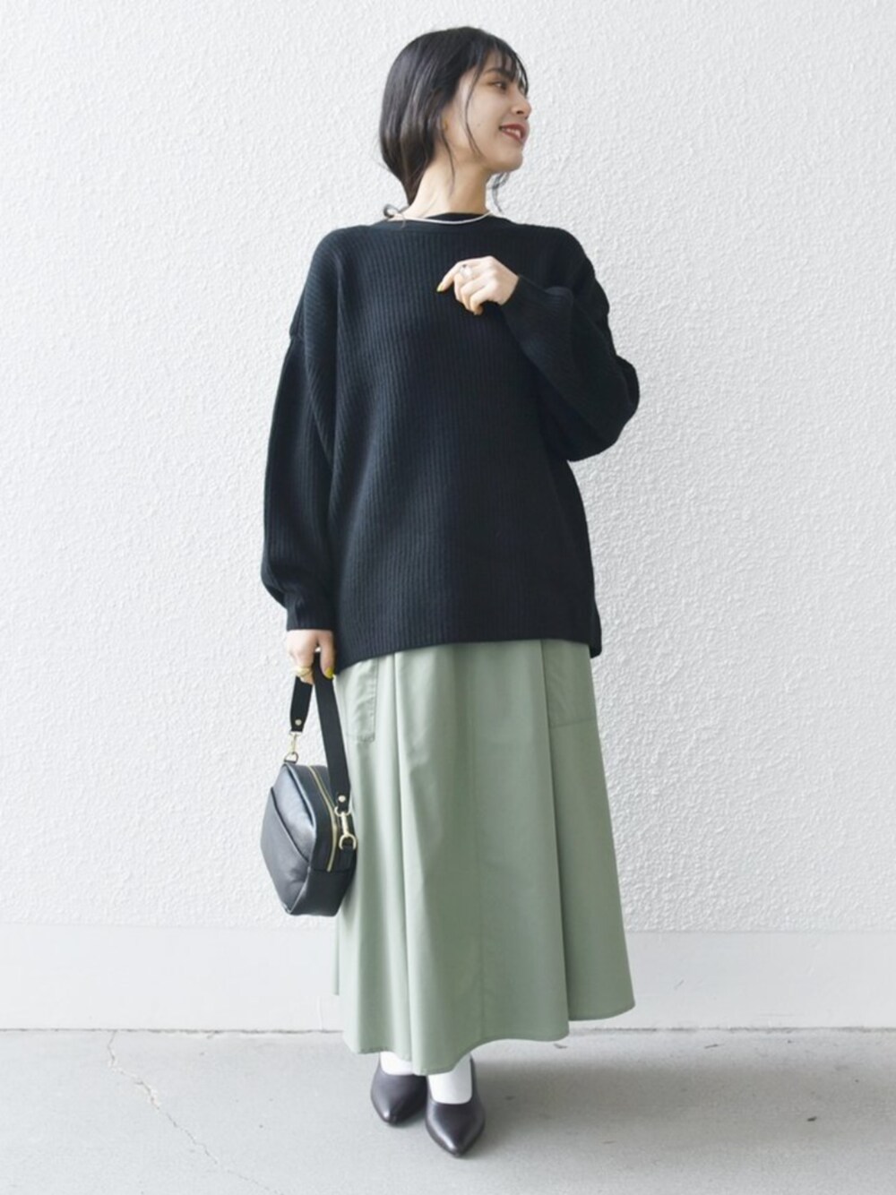 カーン(SHIPS WOMEN)｜REMMEのパンプスを使ったコーディネート - WEAR