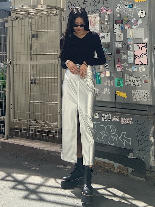 成田すみれ(MURUA)｜MURUAのニット/セーターを使ったコーディネート - WEAR