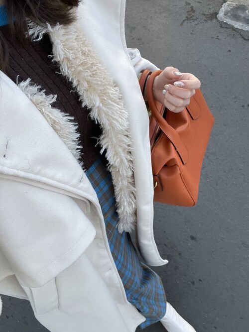 HIYORIN｜CHARLES & KEITHのハンドバッグを使ったコーディネート - WEAR