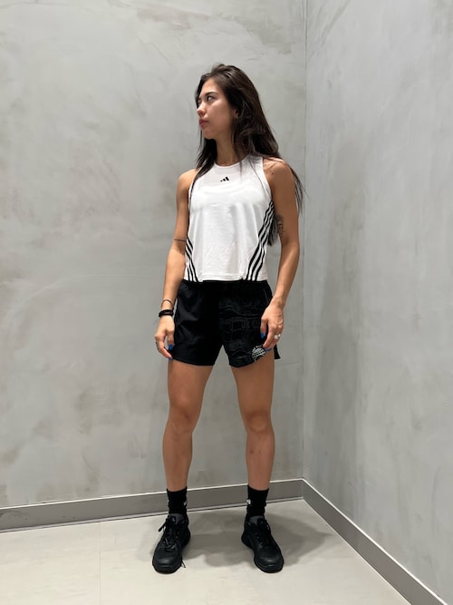 NS（アディダス ブランドコアストア 福岡）｜adidasのその他パンツを使ったコーディネート - WEAR