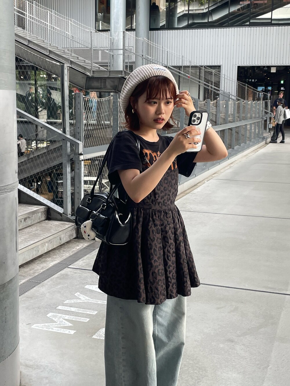 AIRI｜STUDIOUSのデニムパンツを使ったコーディネート - WEAR