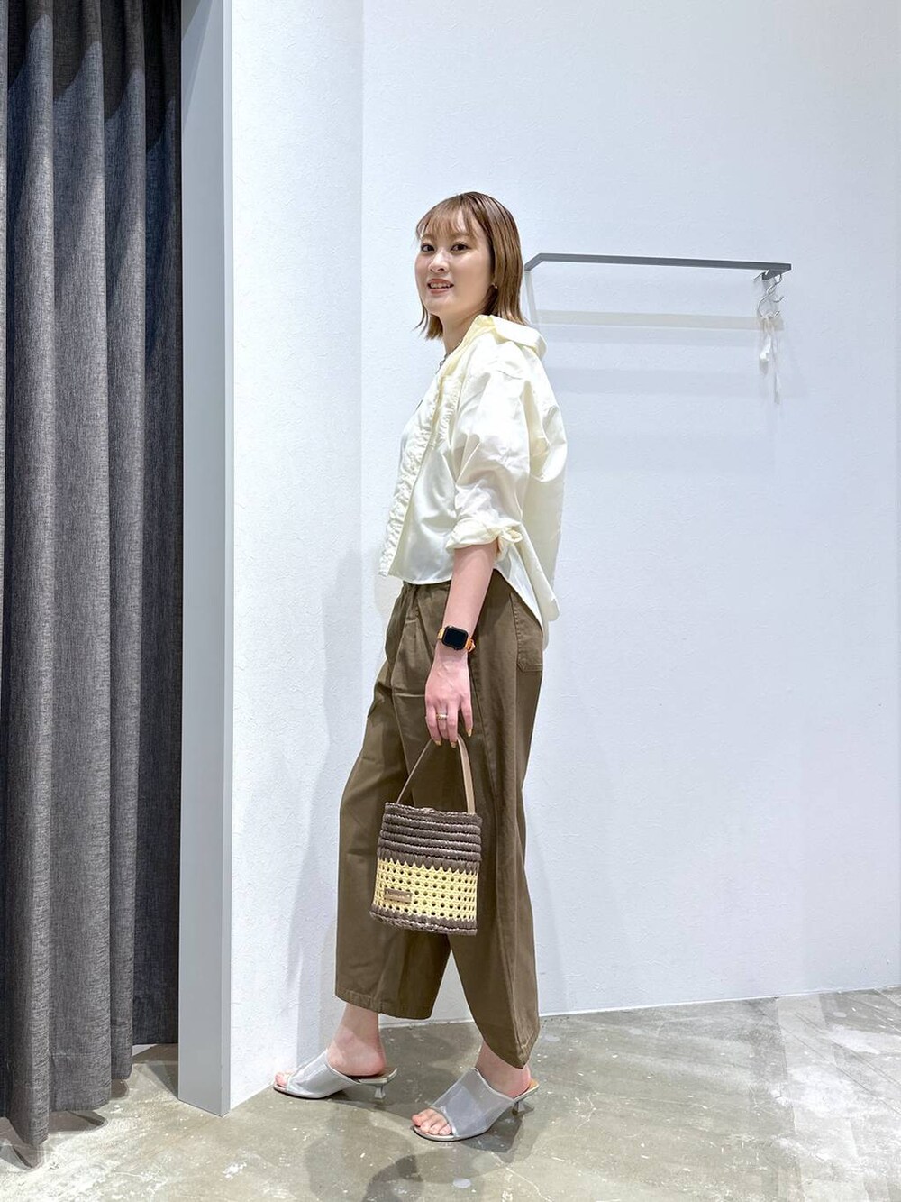 ayakabf(BAYFLOW mozo ワンダーシティ)｜BAYFLOWのTシャツ/カットソーを使ったコーディネート - WEAR