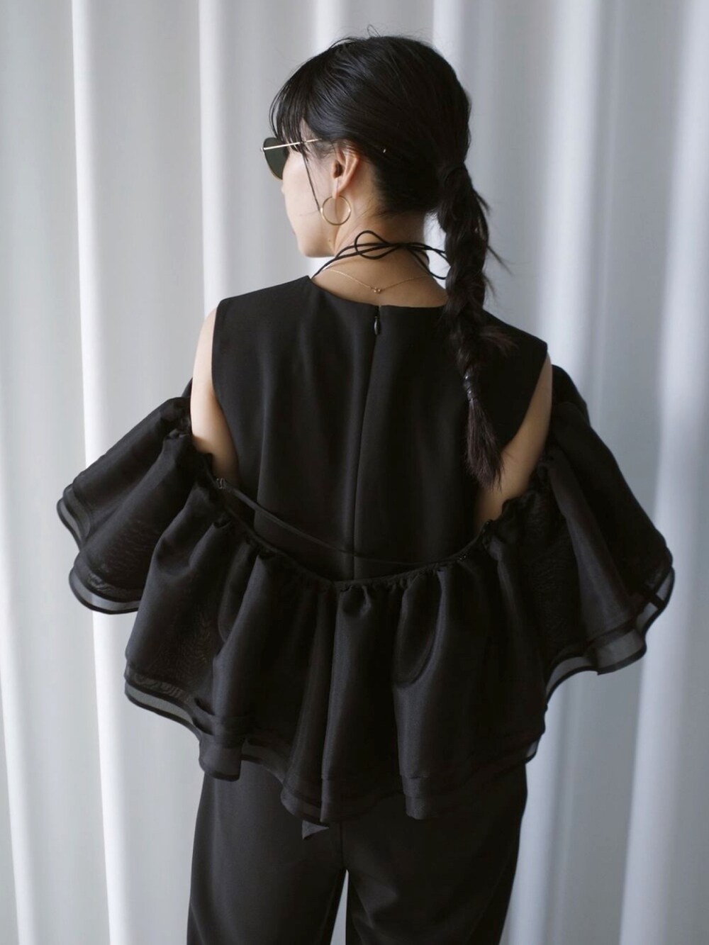 黒石奈央子｜AMERIのサロペット/オーバーオールを使ったコーディネート - WEAR