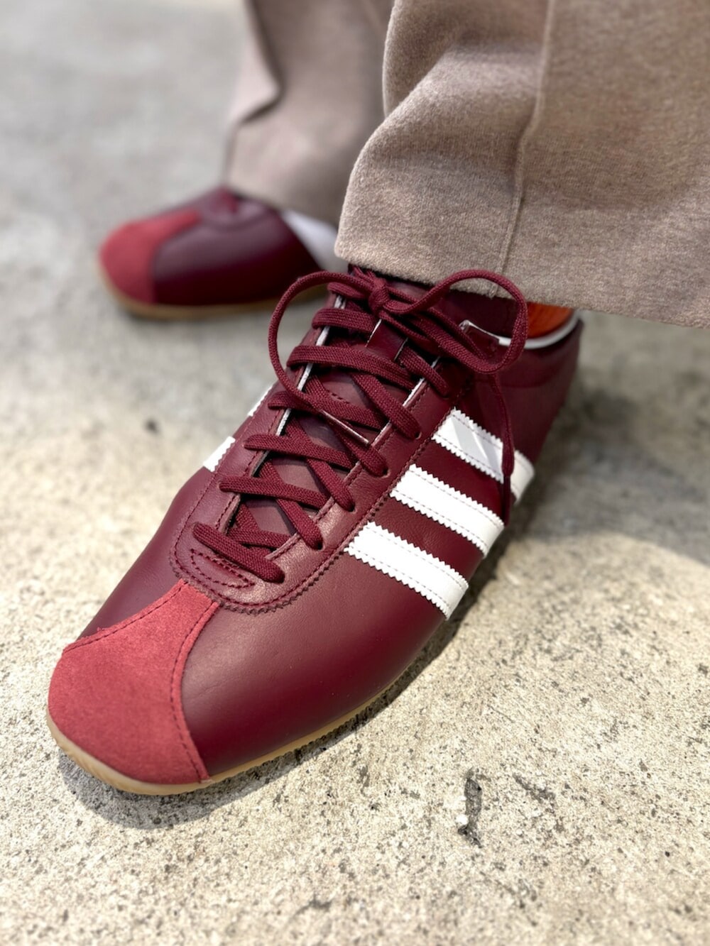 パリ / PARIS、FB TT ベロア トラックトップ（ジャージ）のアディダスコーデ【アディダス公式】