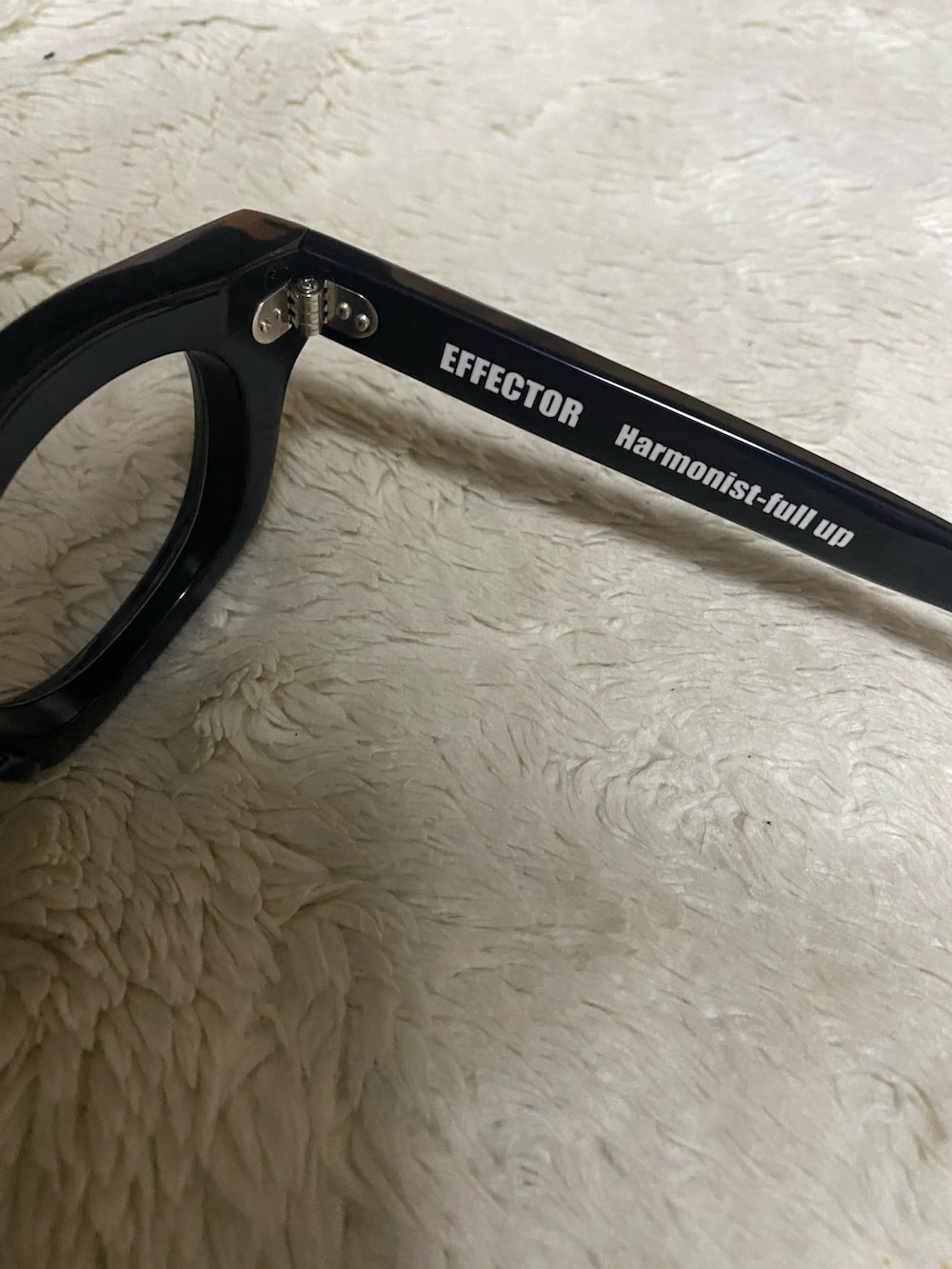 GOODMAN®️｜EFFECTORのメガネを使ったコーディネート - WEAR