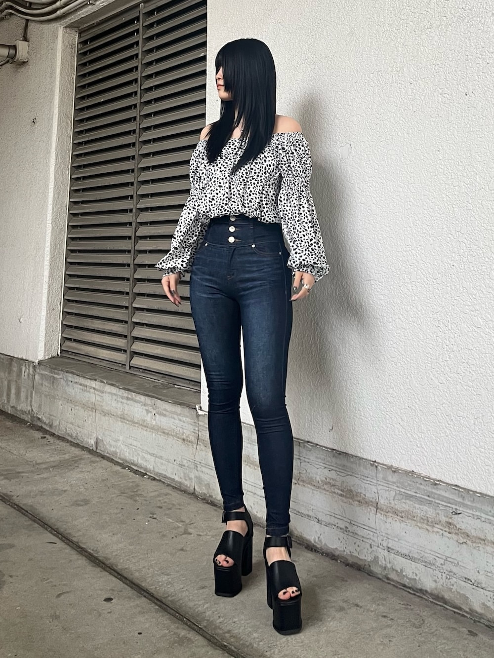 丸山幾世子(EMODA)｜EMODAのTシャツ/カットソーを使ったコーディネート - WEAR