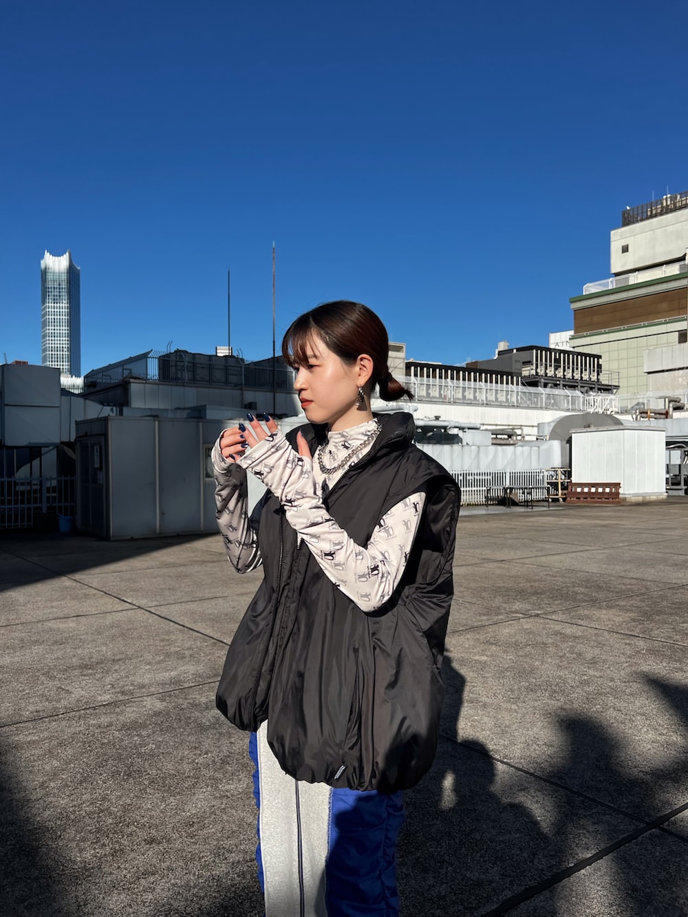 ledtokyo 新宿店(led.tokyo 新宿店)｜led.tokyoのその他トップスを使ったコーディネート - WEAR