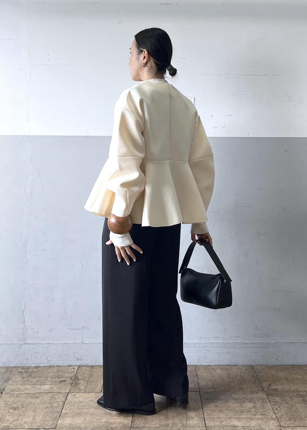 カワバタ(ADAM ET ROPE' 藤井大丸)｜ADAM ET ROPE'のカーディガン/ボレロを使ったコーディネート - WEAR