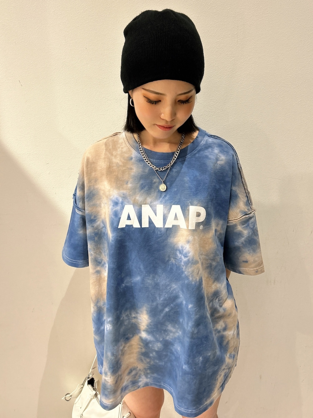 Amika(ANAP Online Official)｜ANAPのTシャツ/カットソーを使ったコーディネート - WEAR