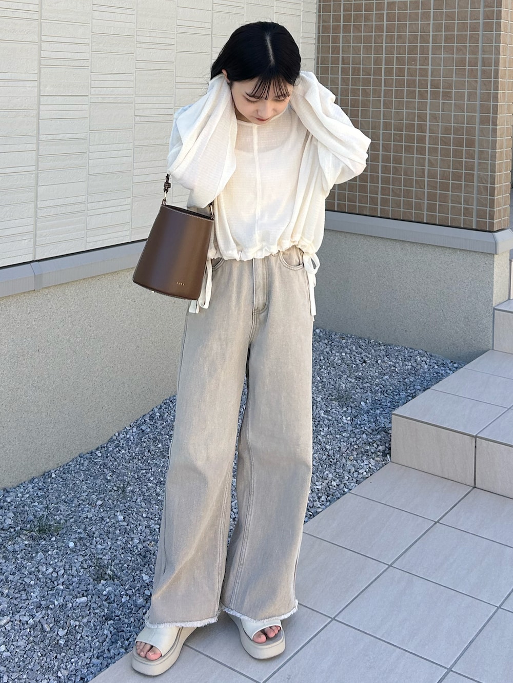 ami｜lotiのハンドバッグを使ったコーディネート - WEAR