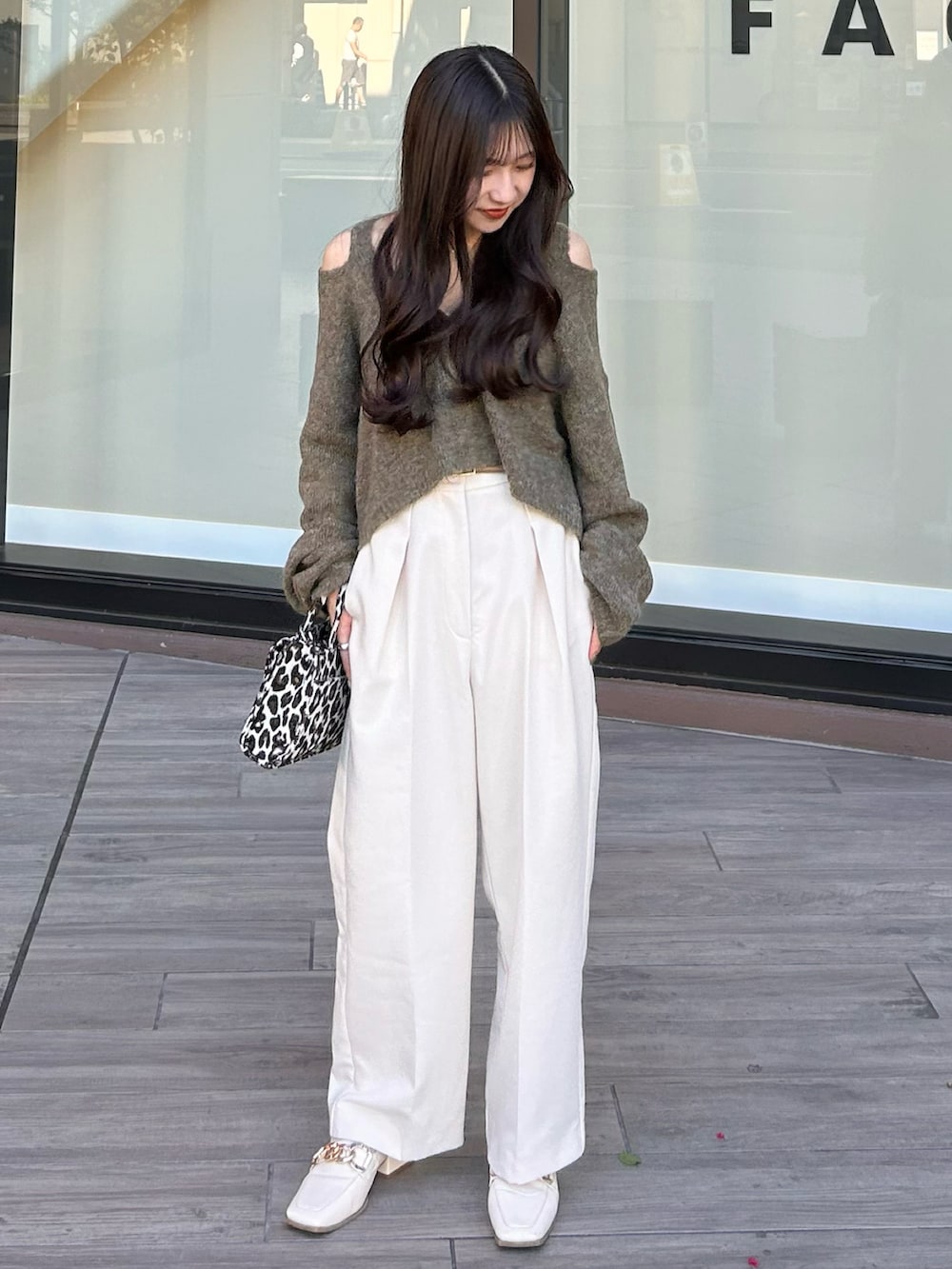 ami｜lotiのショルダーバッグを使ったコーディネート - WEAR