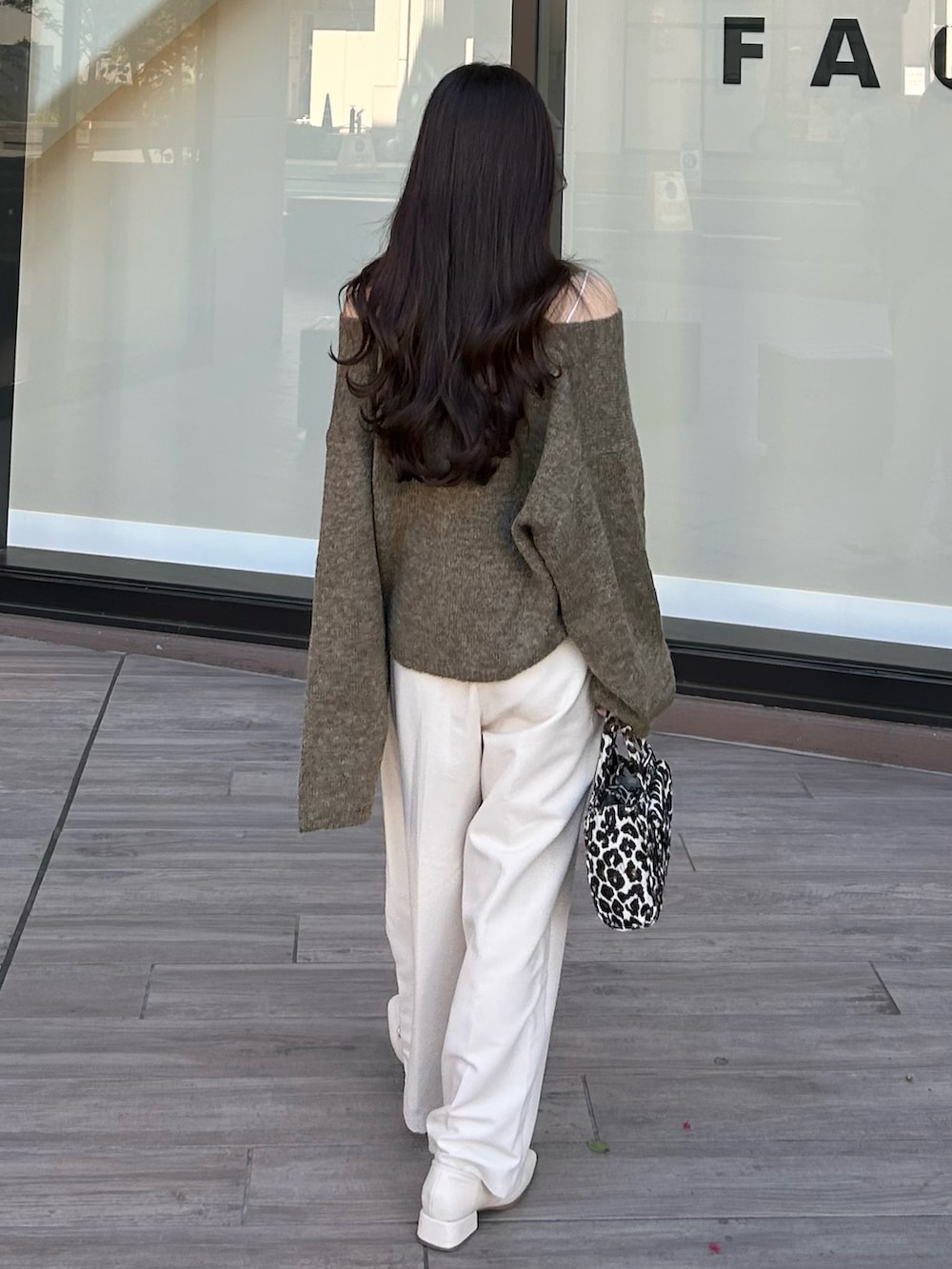 ami｜lotiのショルダーバッグを使ったコーディネート - WEAR