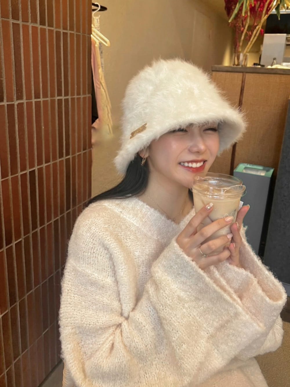 白濱楓雅 ( ふぅ )🍨｜インスタfuchan_2003🤍のトップスを使ったコーディネート - WEAR