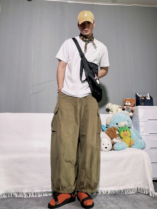 Eason-Zhao ｜UNIQLOのT恤/上装を使ったコーディネート - WEAR