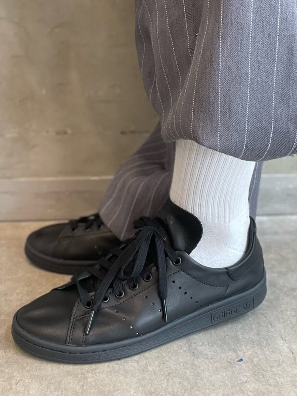 ファイヤーバード メタリックトラックトップ（ジャージ）、スタンスミス Decon / Stan Smith Deconのアディダスコーデ【アディダス公式】