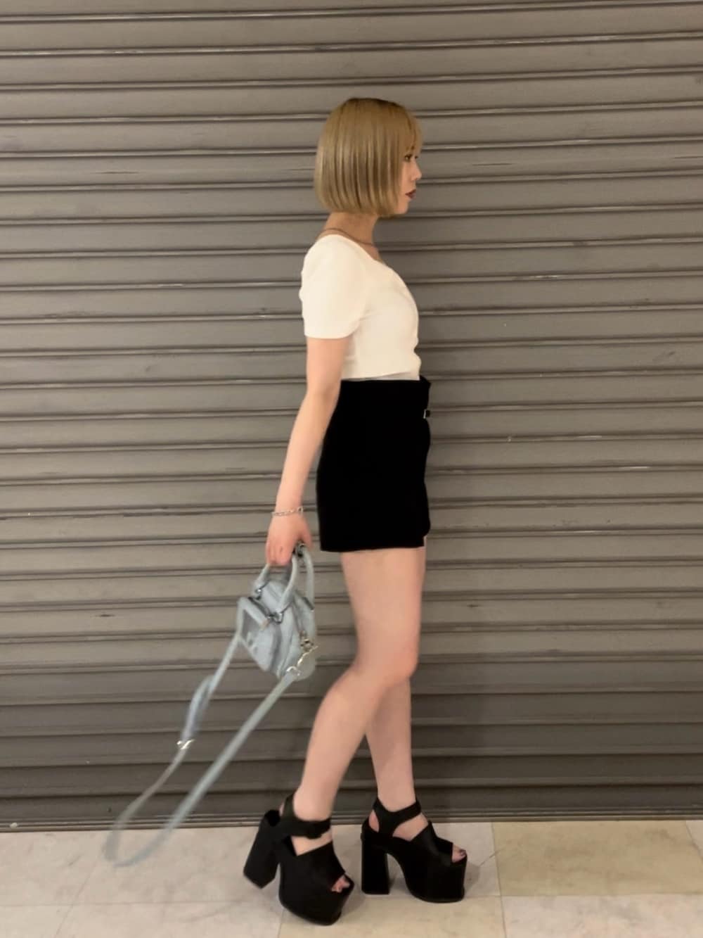 wakaba(EMODA)｜EMODAのTシャツ/カットソーを使ったコーディネート - WEAR