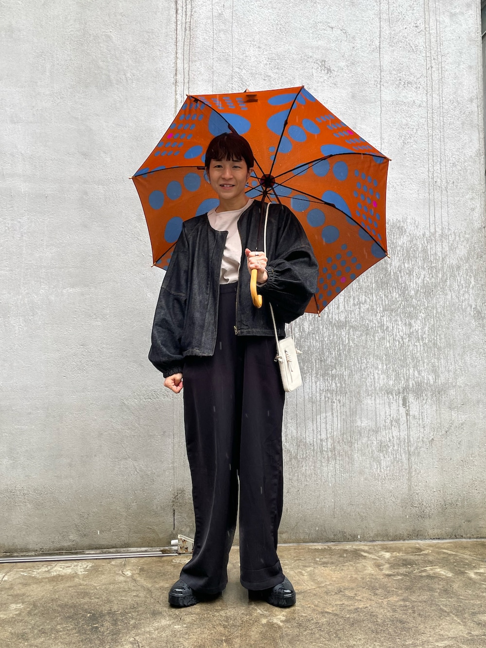 aya( BIRTHDAY BAR 本部)｜392 plusmの長傘を使ったコーディネート - WEAR