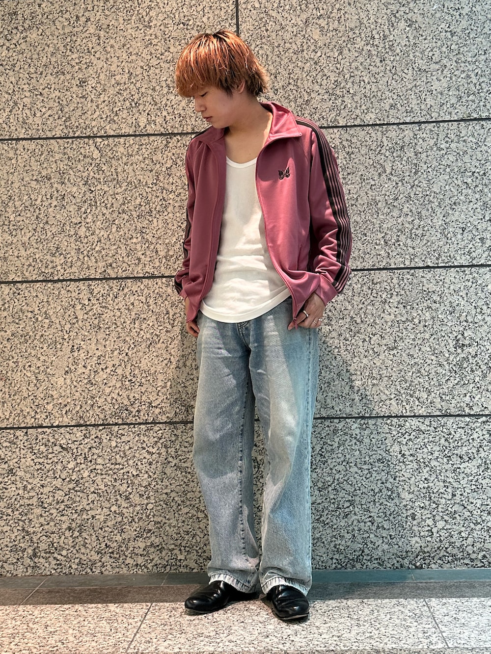 てる。(NANO universe)|Acne Studiosのデニムパンツを使った てる。(NANO universe)|Acne Studiosのデニムパンツを使った