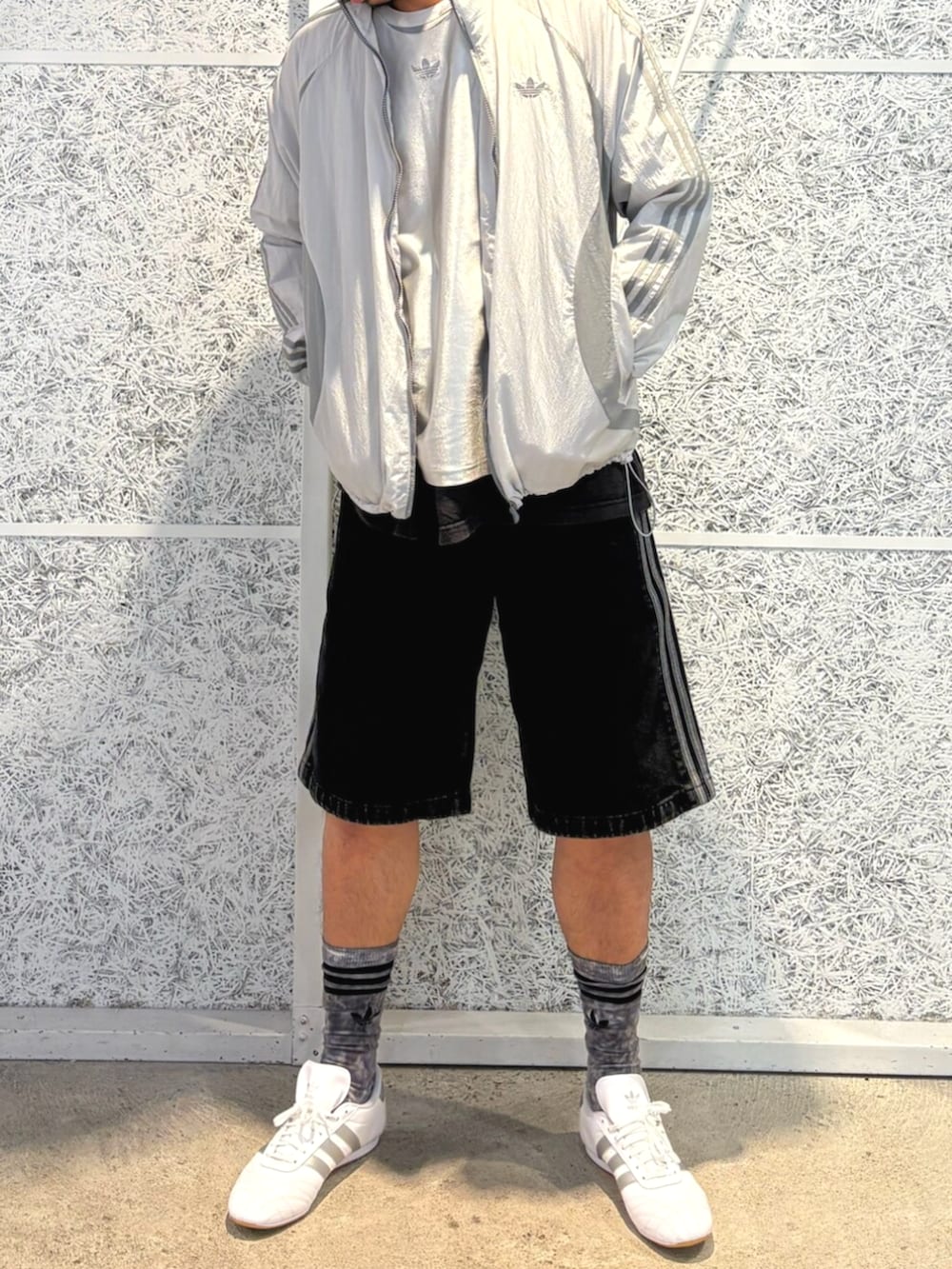 アディカラー 2000s ウーブントラックトップ、アディカラー2000s 半袖Tシャツ、アディカラー デニム ファイヤーバードショーツ ...