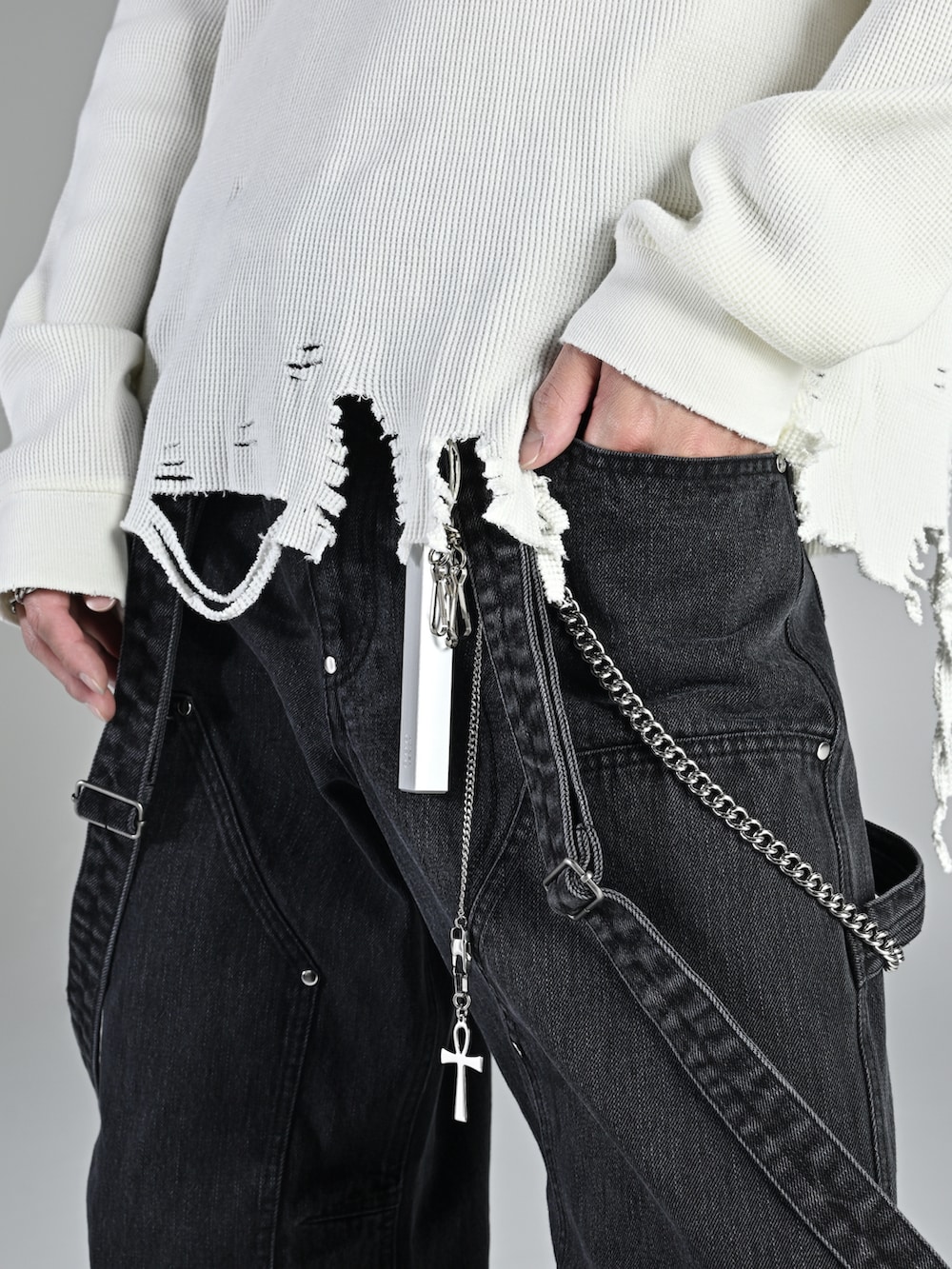 犬飼京 inukai kei｜ADRERのネックレスを使ったコーディネート - WEAR