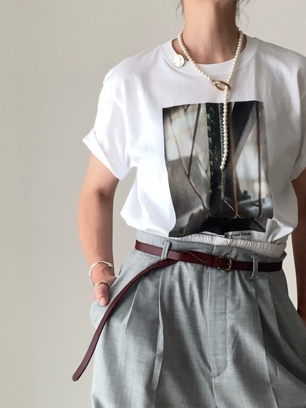 B.｜Lynn.のTシャツ/カットソーを使ったコーディネート - WEAR