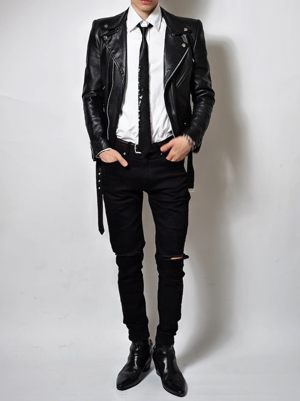 Tsuguya/KwonSaya｜COSのベルトを使ったコーディネート - WEAR