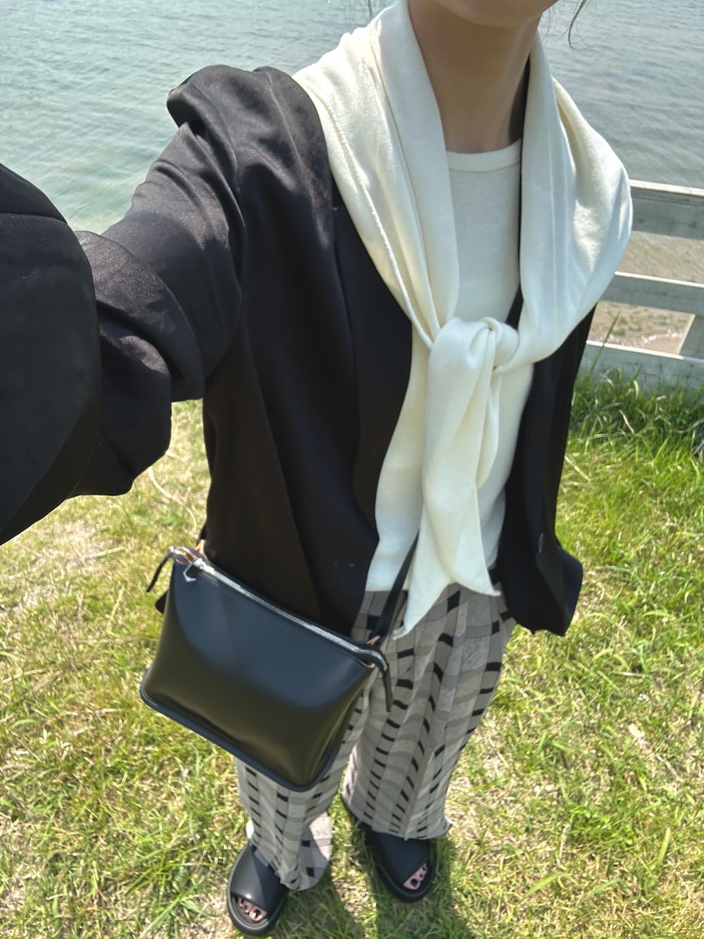 OKIRI｜TODAYFULのデニムパンツを使ったコーディネート - WEAR