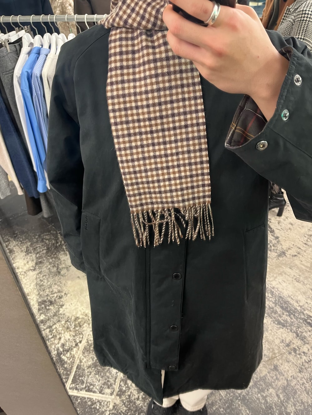 阿部翔多(URBAN RESEARCH iD ルミネエスト新宿)｜Barbourのその他アウターを使ったコーディネート - WEAR