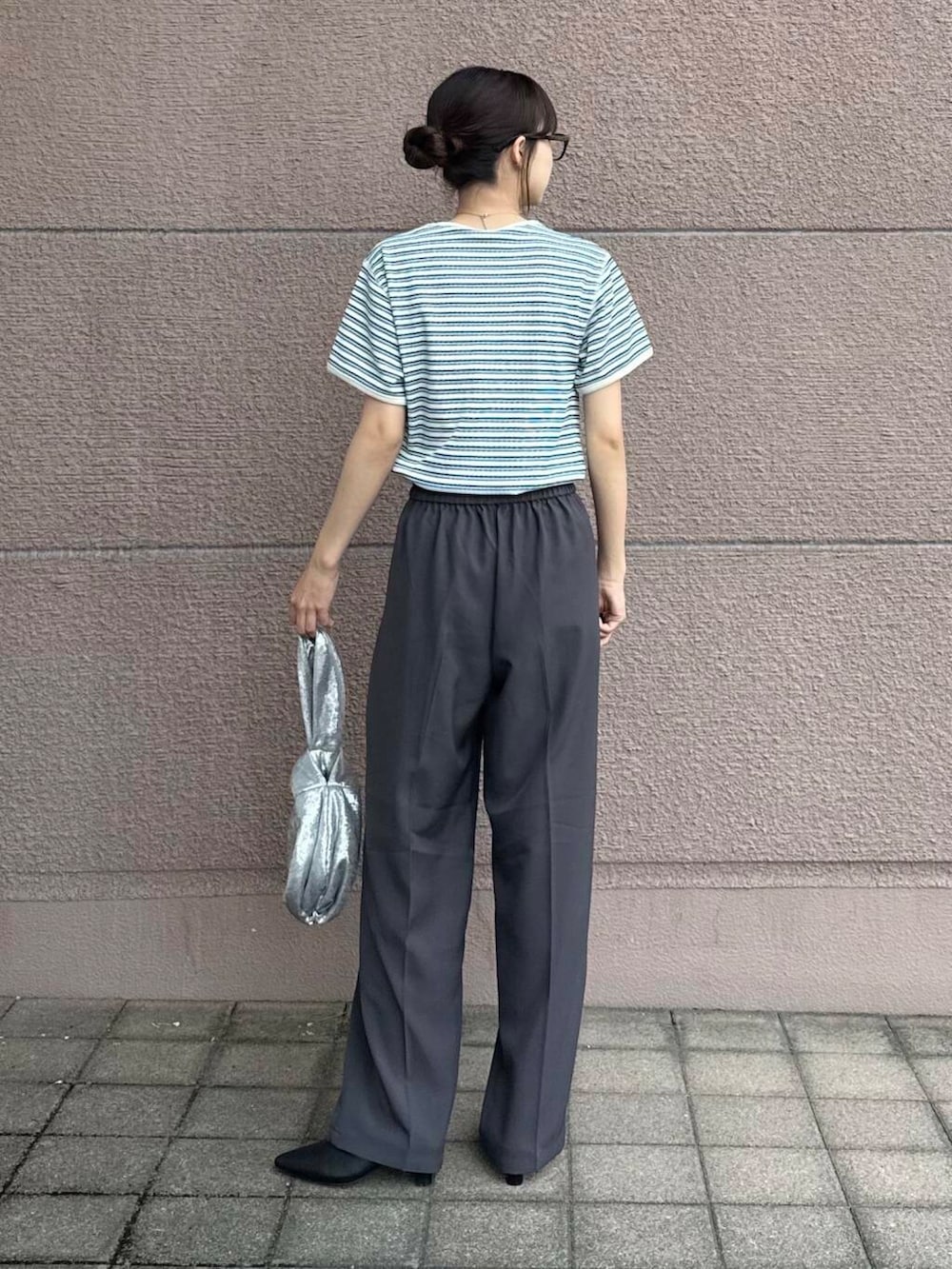 kotori(warehouse りんくうプレミアムアウトレット)｜SMELLYのハンドバッグを使ったコーディネート - WEAR