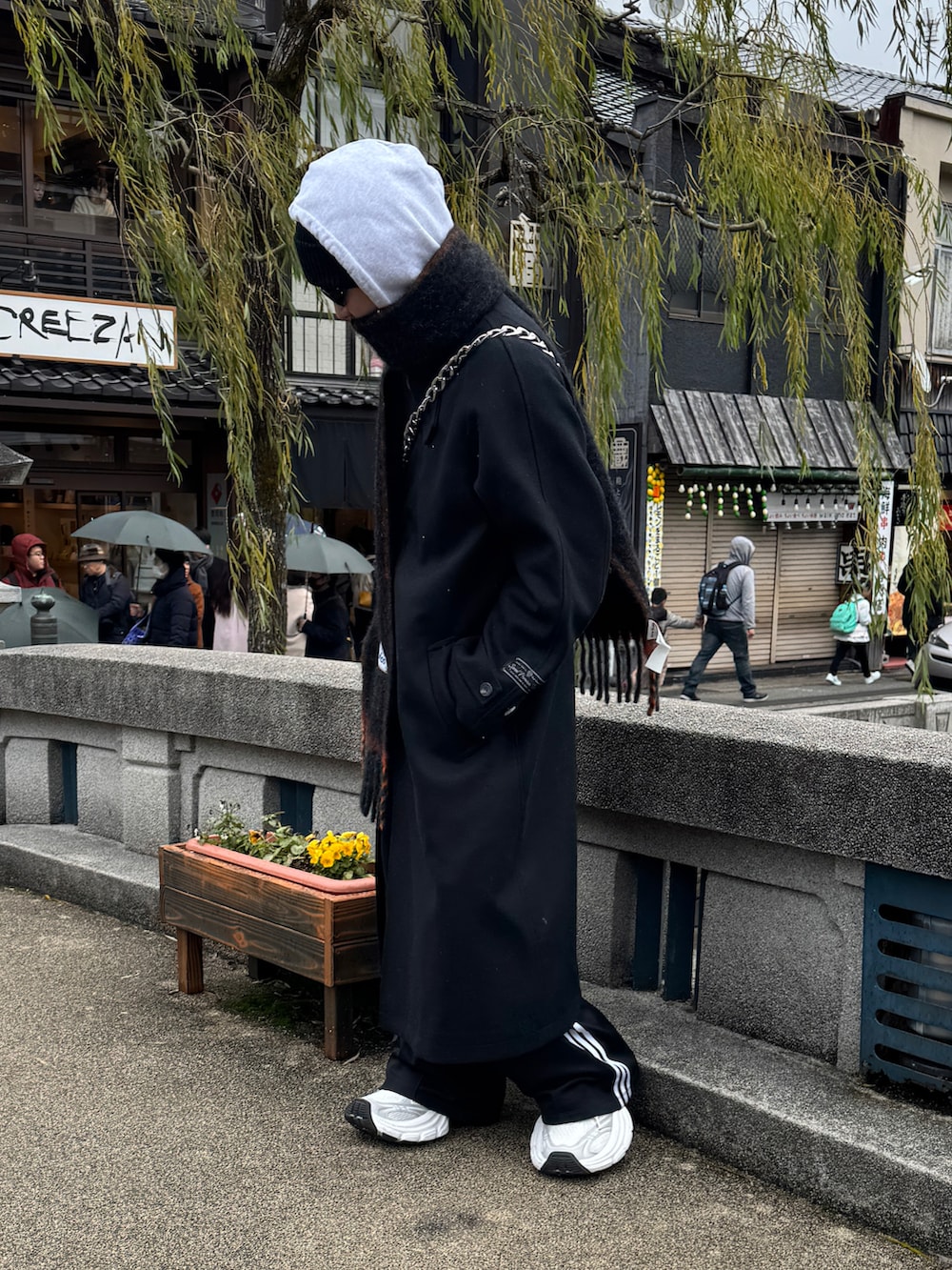 ksk｜MAISON SPECIALのステンカラーコートを使ったコーディネート - WEAR