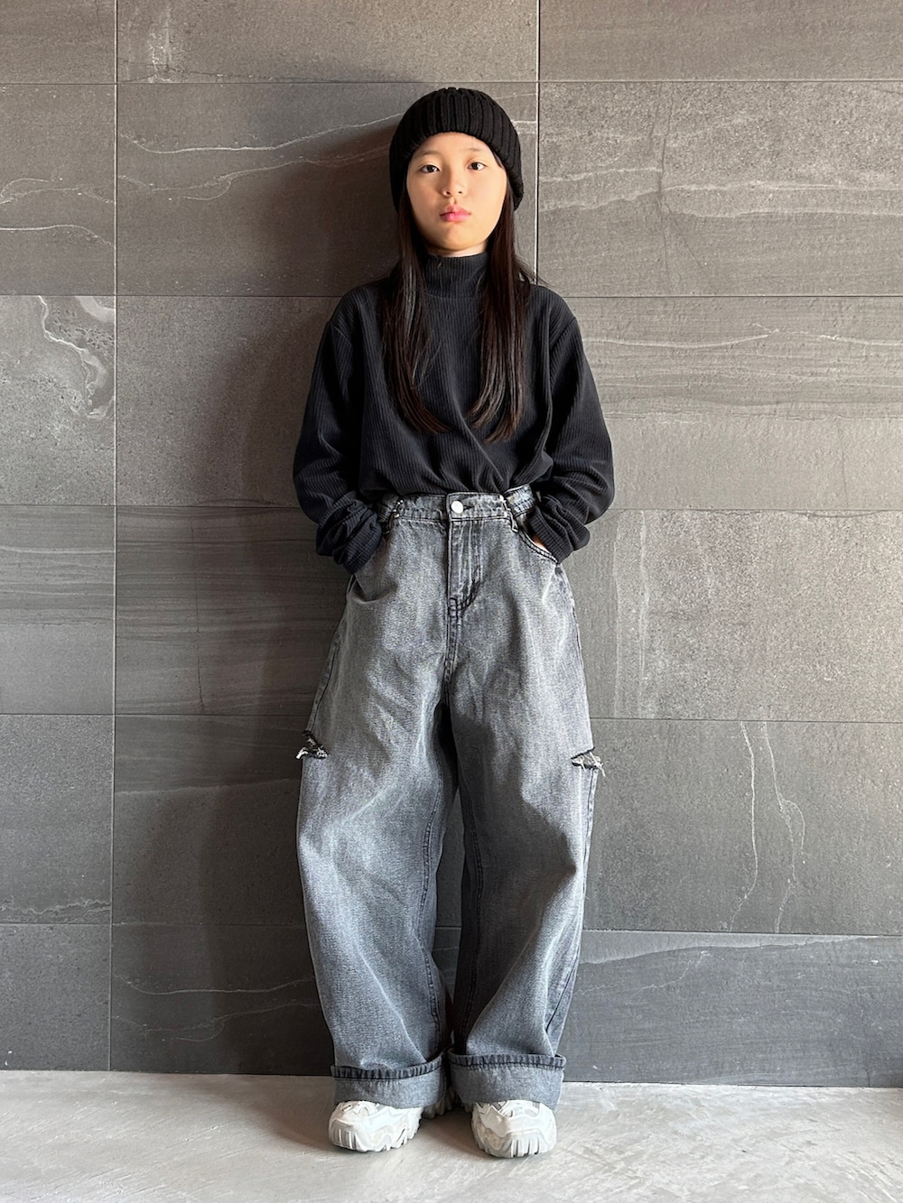 uran｜UNIQLOのTシャツ/カットソーを使ったコーディネート - WEAR