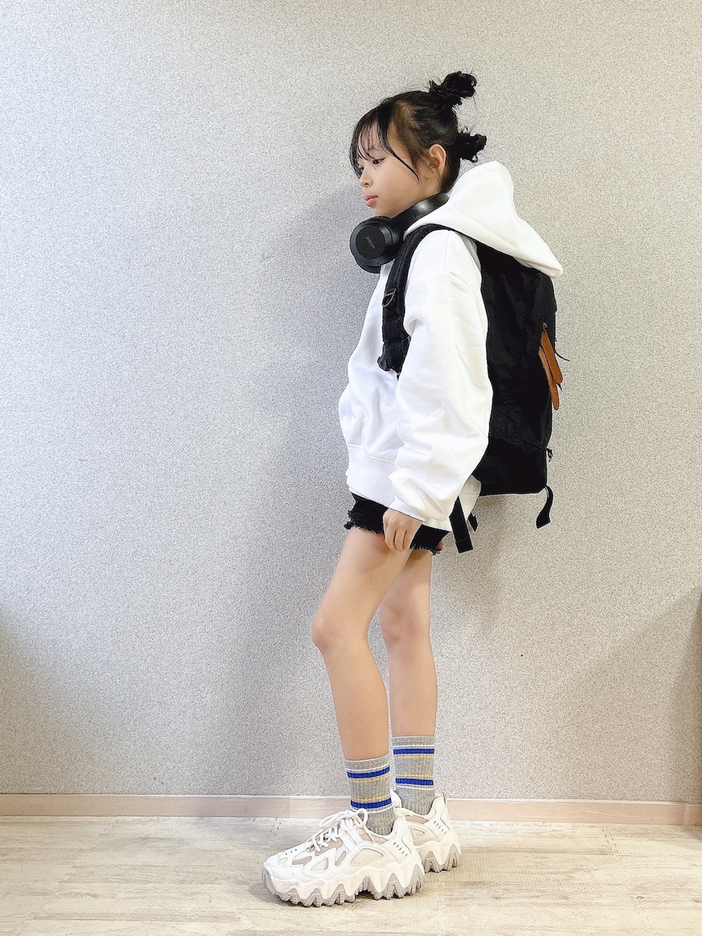 uran｜SVECのスニーカーを使ったコーディネート - WEAR