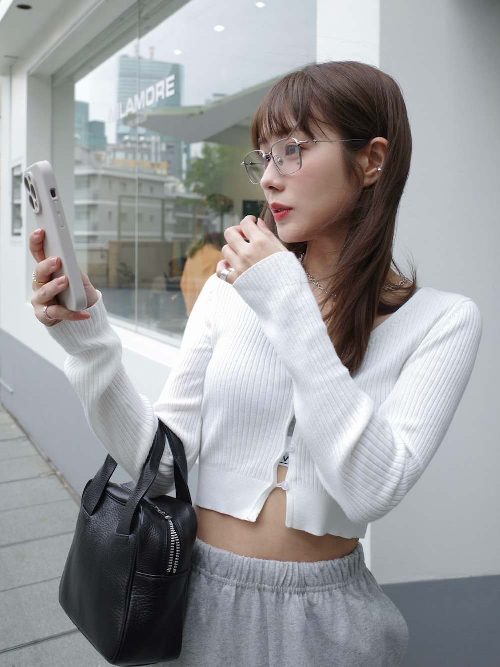 前田希美｜BIGOTREのハンドバッグを使ったコーディネート - WEAR