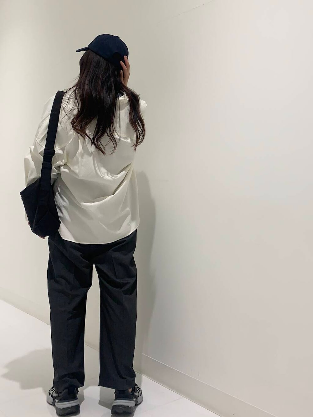 minmi.(URBAN RESEARCH)｜URBAN RESEARCH DOORSのショルダーバッグを使ったコーディネート - WEAR