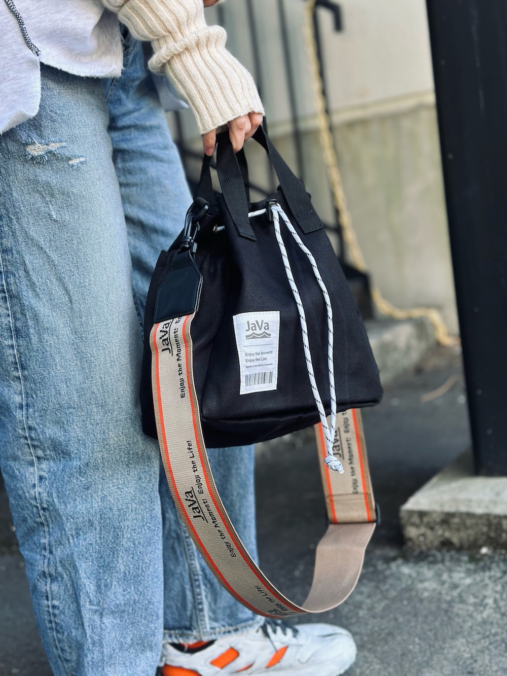 IMOKO｜Javaのショルダーバッグを使ったコーディネート - WEAR