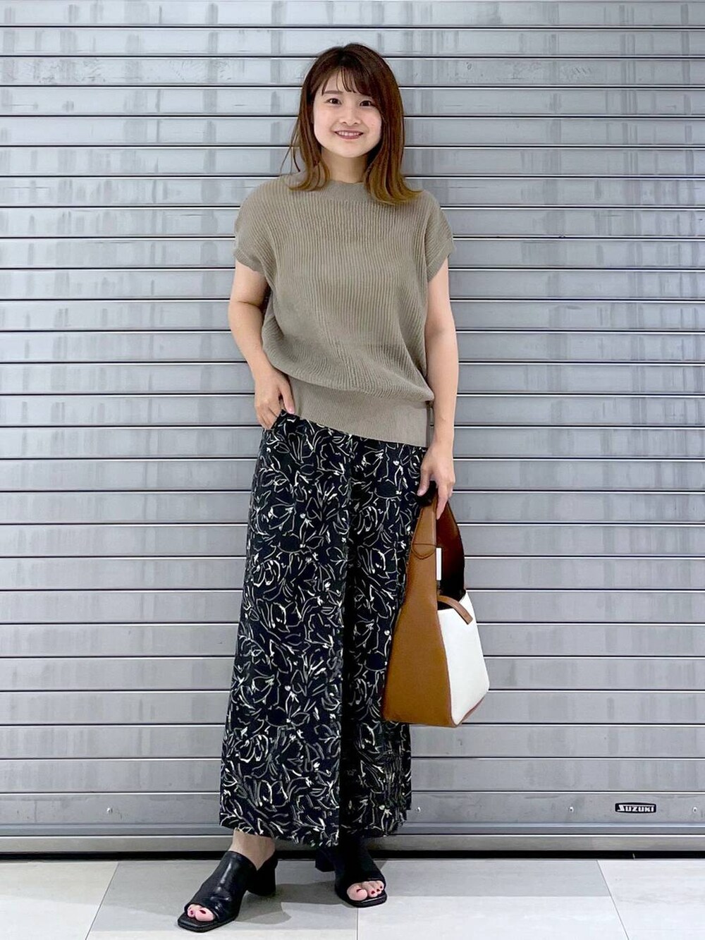 MAIKO(Elura 梅田阪急三番街)｜Eluraのサンダルを使ったコーディネート - WEAR