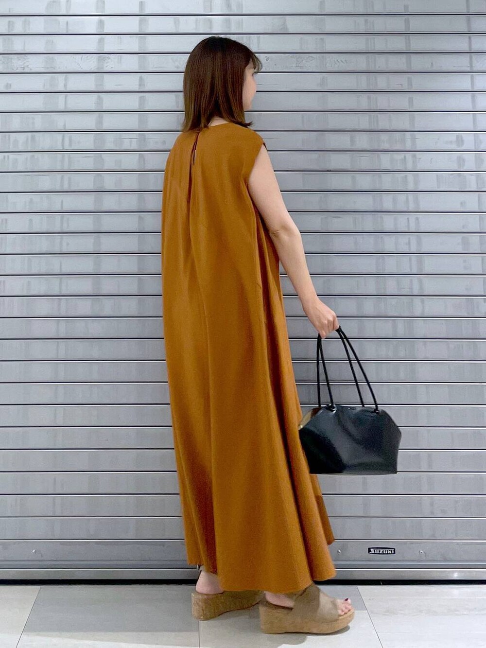 MAIKO(Elura 梅田阪急三番街)｜Eluraのサンダルを使ったコーディネート - WEAR