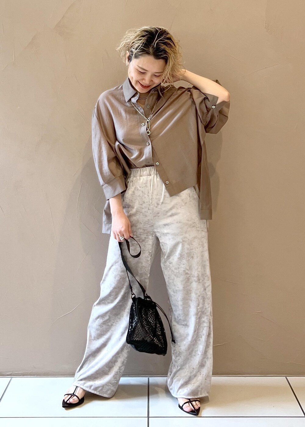 Hirom(SALON adam et rope' 新宿NEWoMan)｜SALON adam et rope'のその他パンツを使ったコーディネート - WEAR