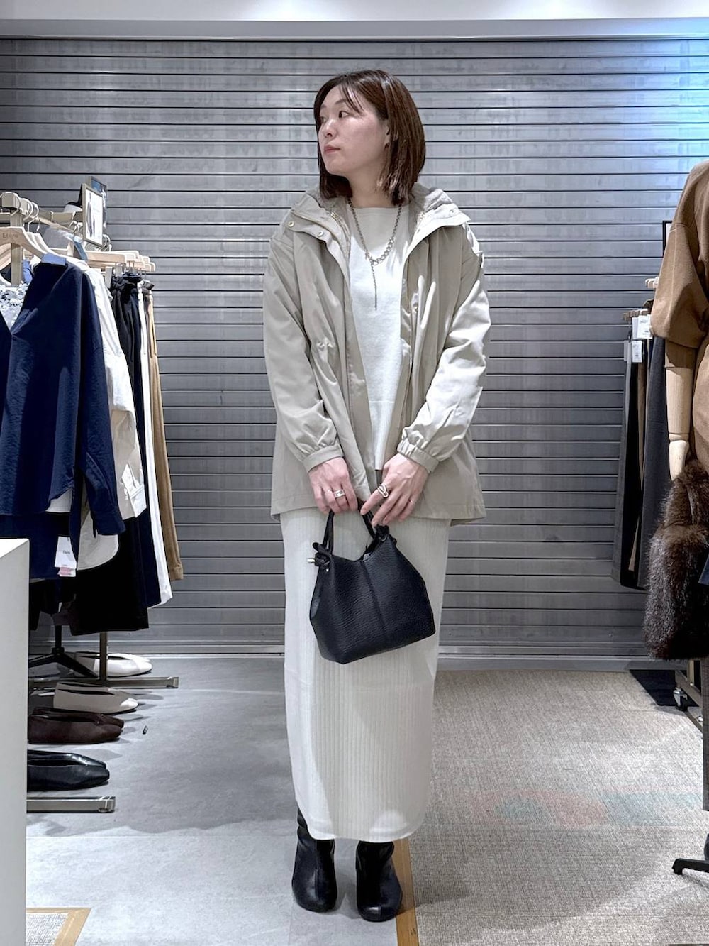 きわ(Elura 相鉄ジョイナス)｜Eluraのニット/セーターを使ったコーディネート - WEAR