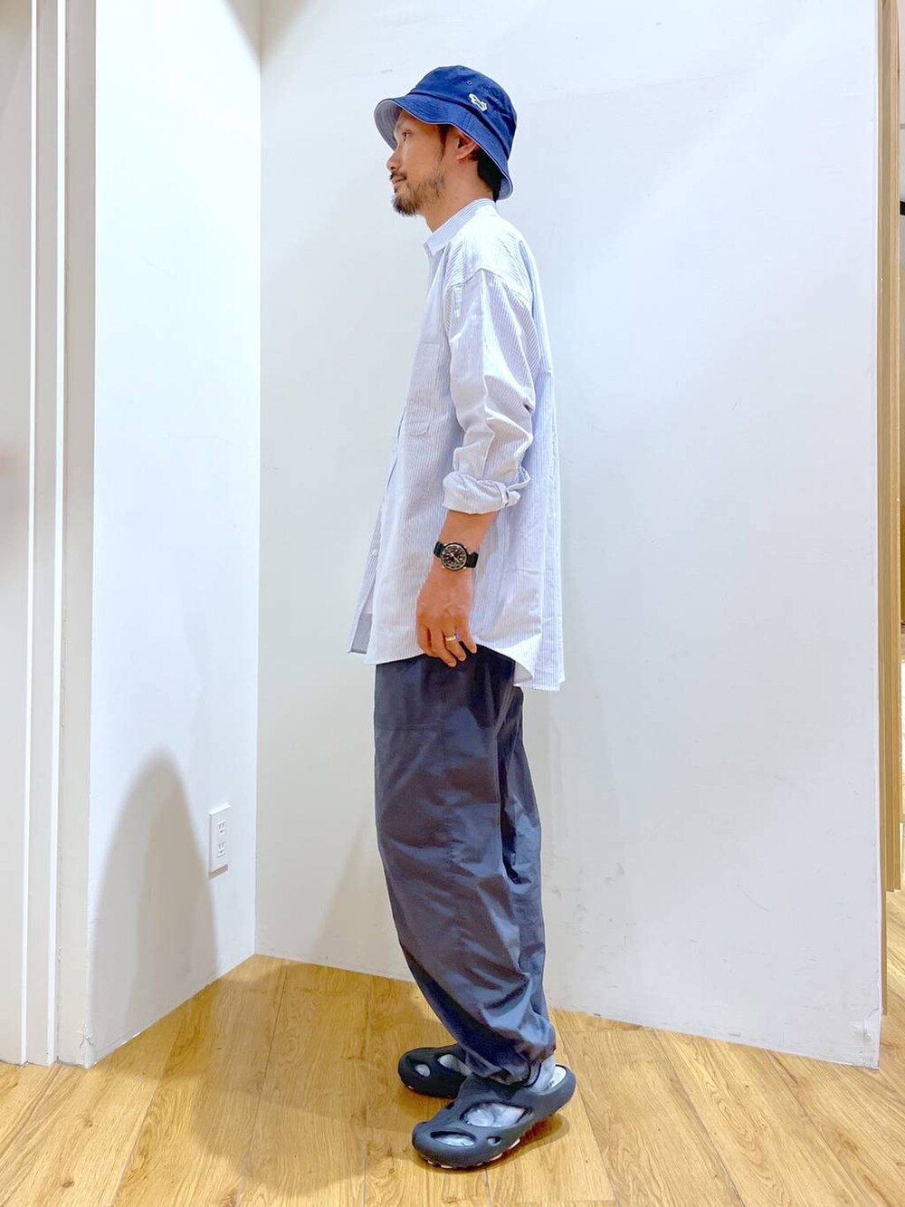 NAKAJI_BF(Adastria 本部)｜BAYFLOWのブレスレットを使ったコーディネート - WEAR