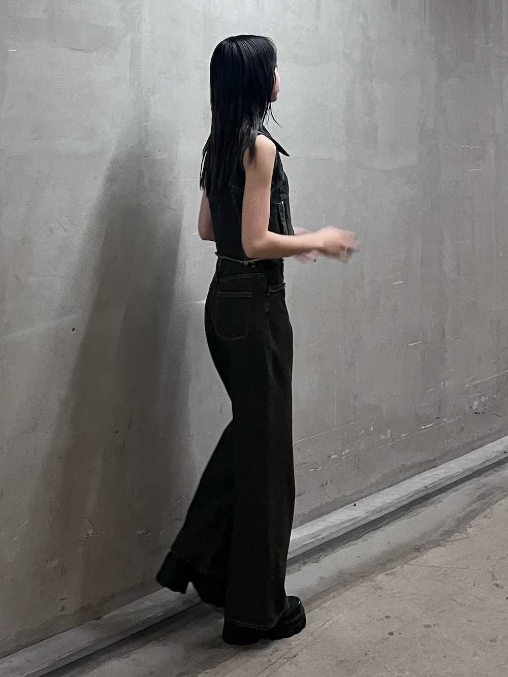 川越祐莉(EMODA)｜EMODAのベストを使ったコーディネート - WEAR