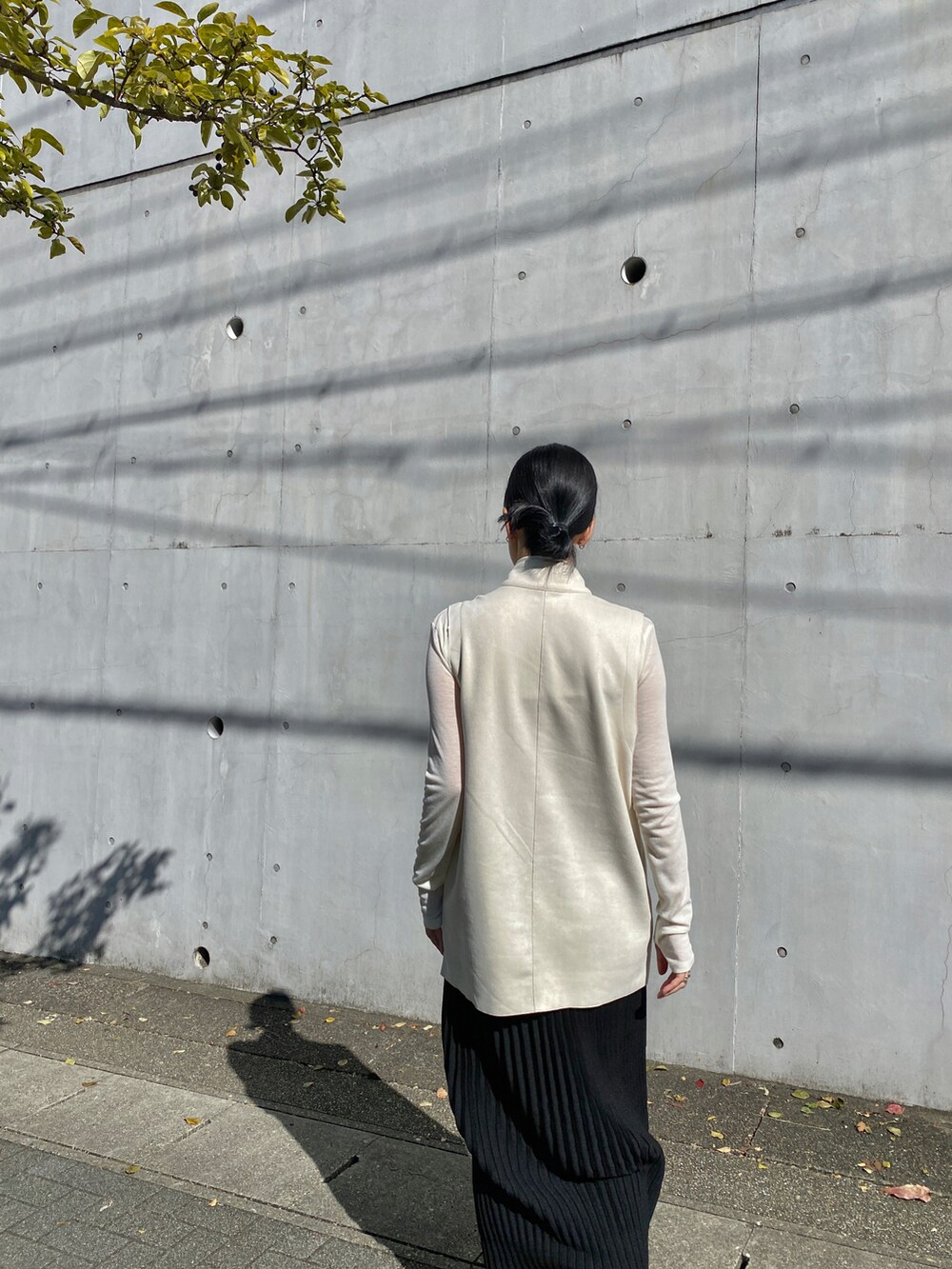 RIKA｜ENOFのベストを使ったコーディネート - WEAR