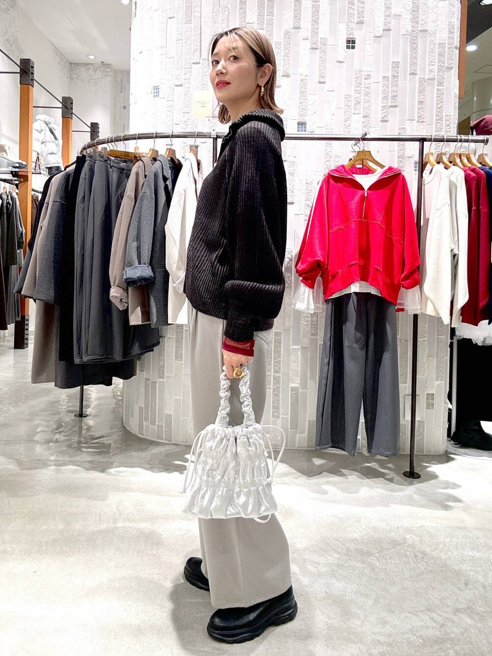 m.a.k.o(LEPSIM 福岡伊都)｜LEPSIMのカーディガン/ボレロを使ったコーディネート - WEAR