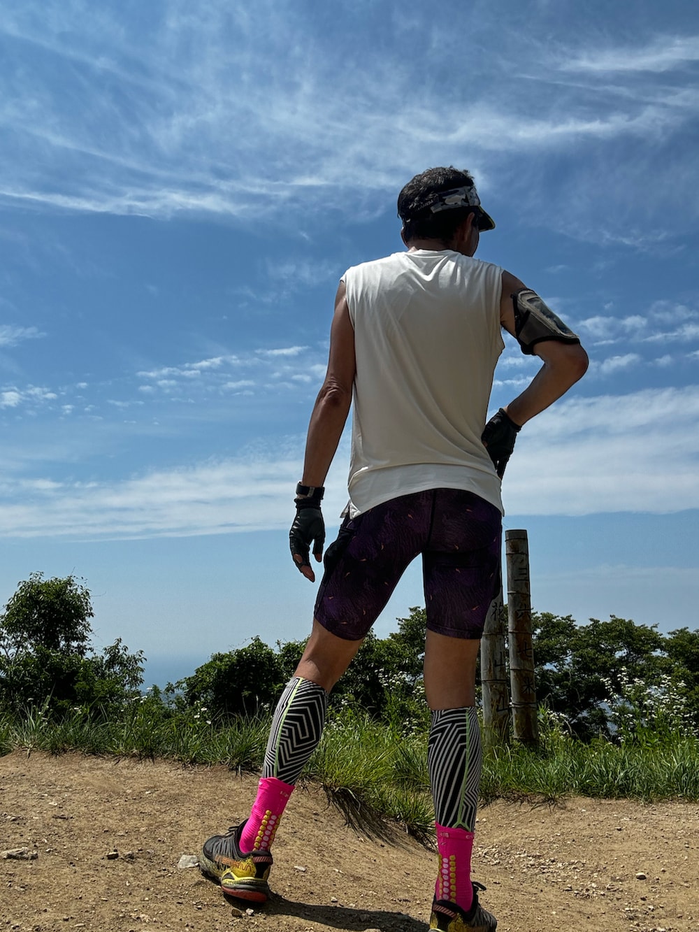 fkbbs｜ELDORESOのTシャツ/カットソーを使ったコーディネート - WEAR