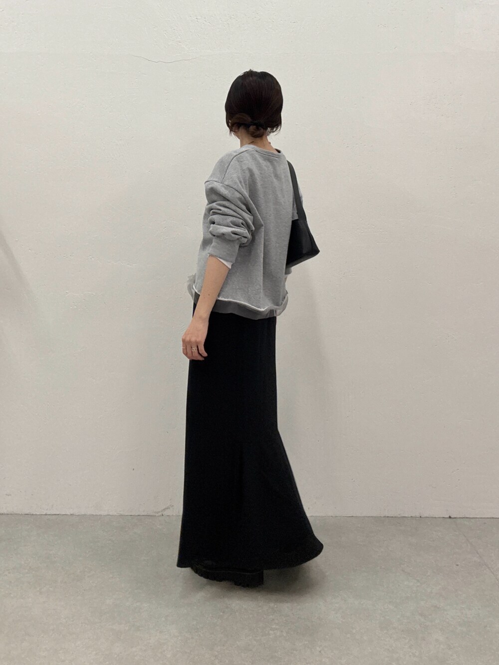asamin(COLLAGE)｜COLLAGE GALLARDAGALANTEのスウェットを使ったコーディネート - WEAR